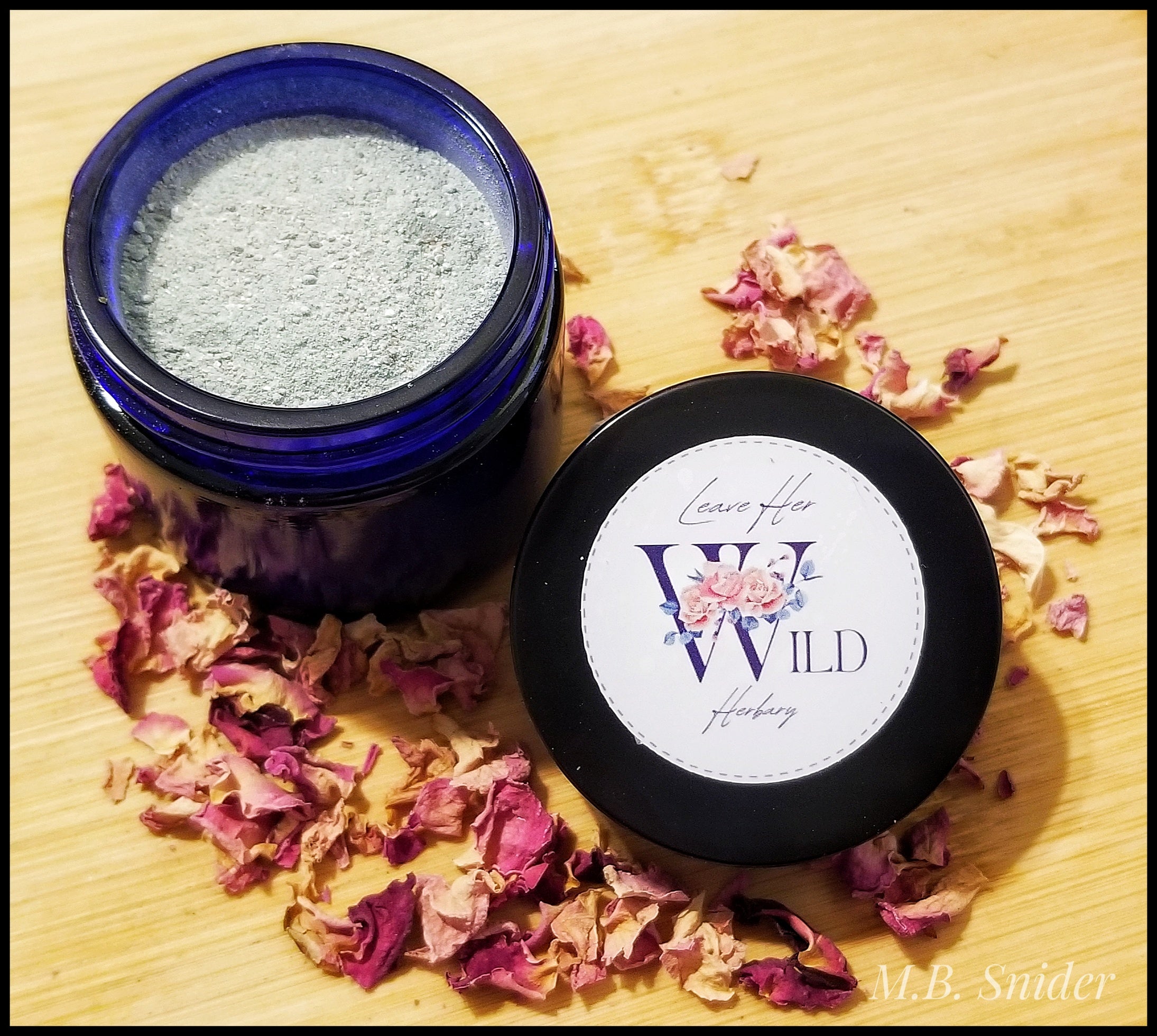 Naturally Wild Tooth Powder – Leave Her Wild Herbary